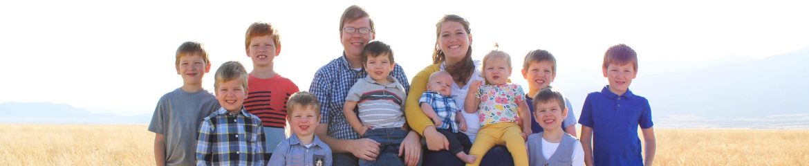 Parents To 10 Kids In 10 Years 2 Sets Of Twins Identical And